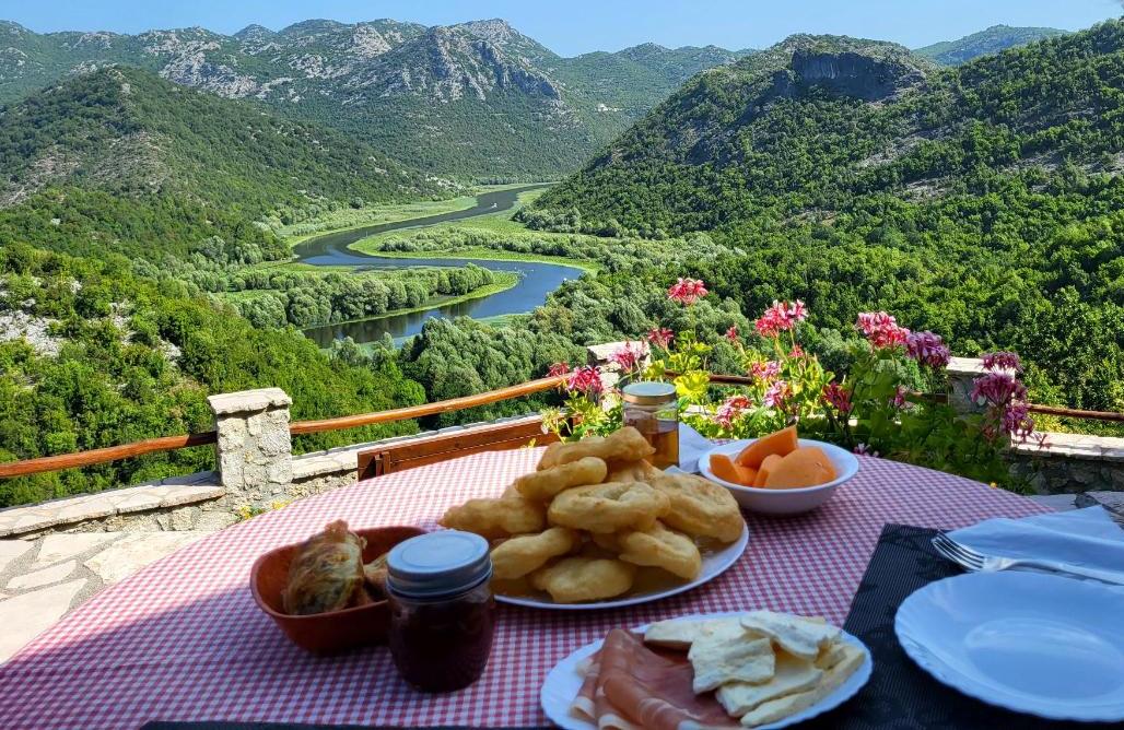 Montenegro Village Explorer